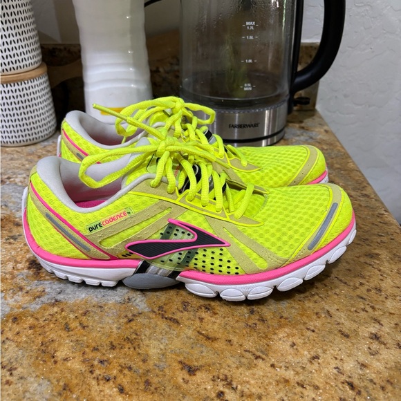 Brooks | Shoes | Brooks Pure Cadence Size 85 | Poshmark